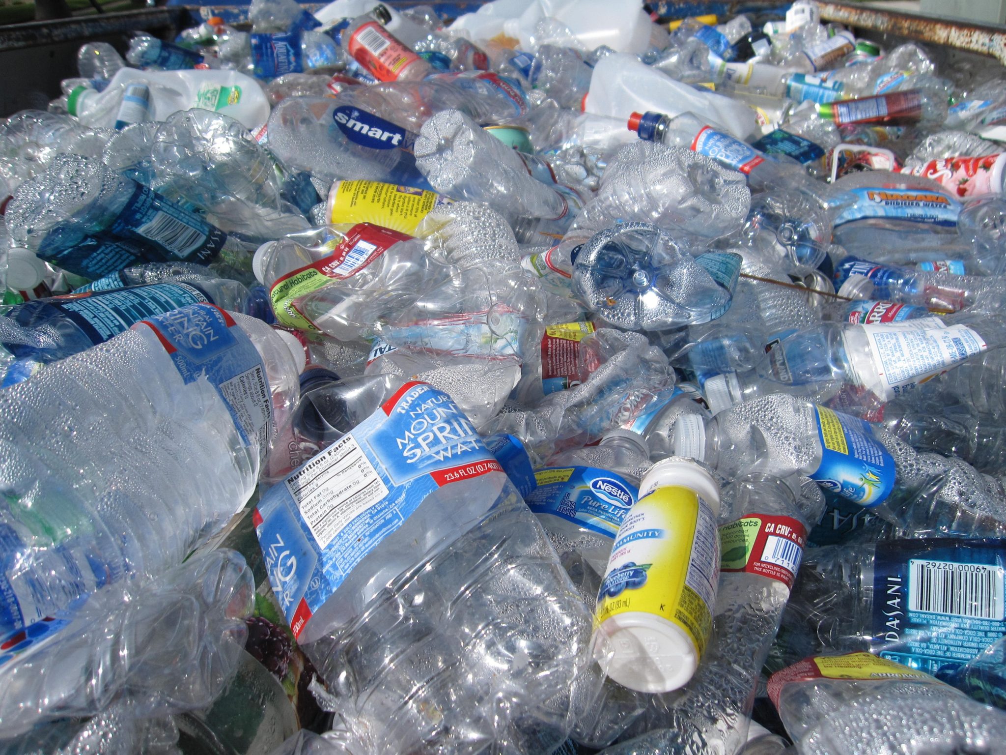 GHID reciclarea deseurilor: ce se poate recicla, coduri reciclare